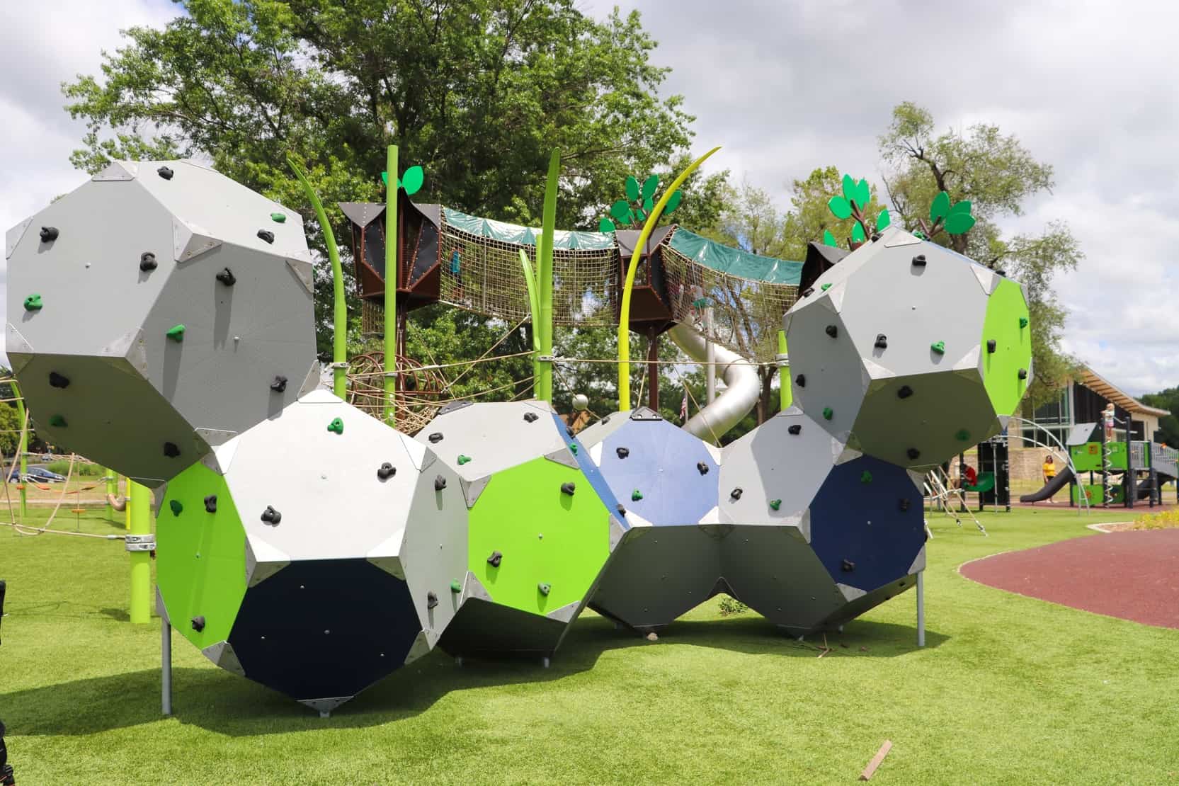 Meadowbrook Park: KC's Newest Park Unique Play Area for Kids