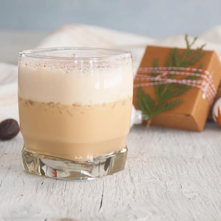 Holiday Drink Ideas & Christmas Cocktails (We Deserve It!)